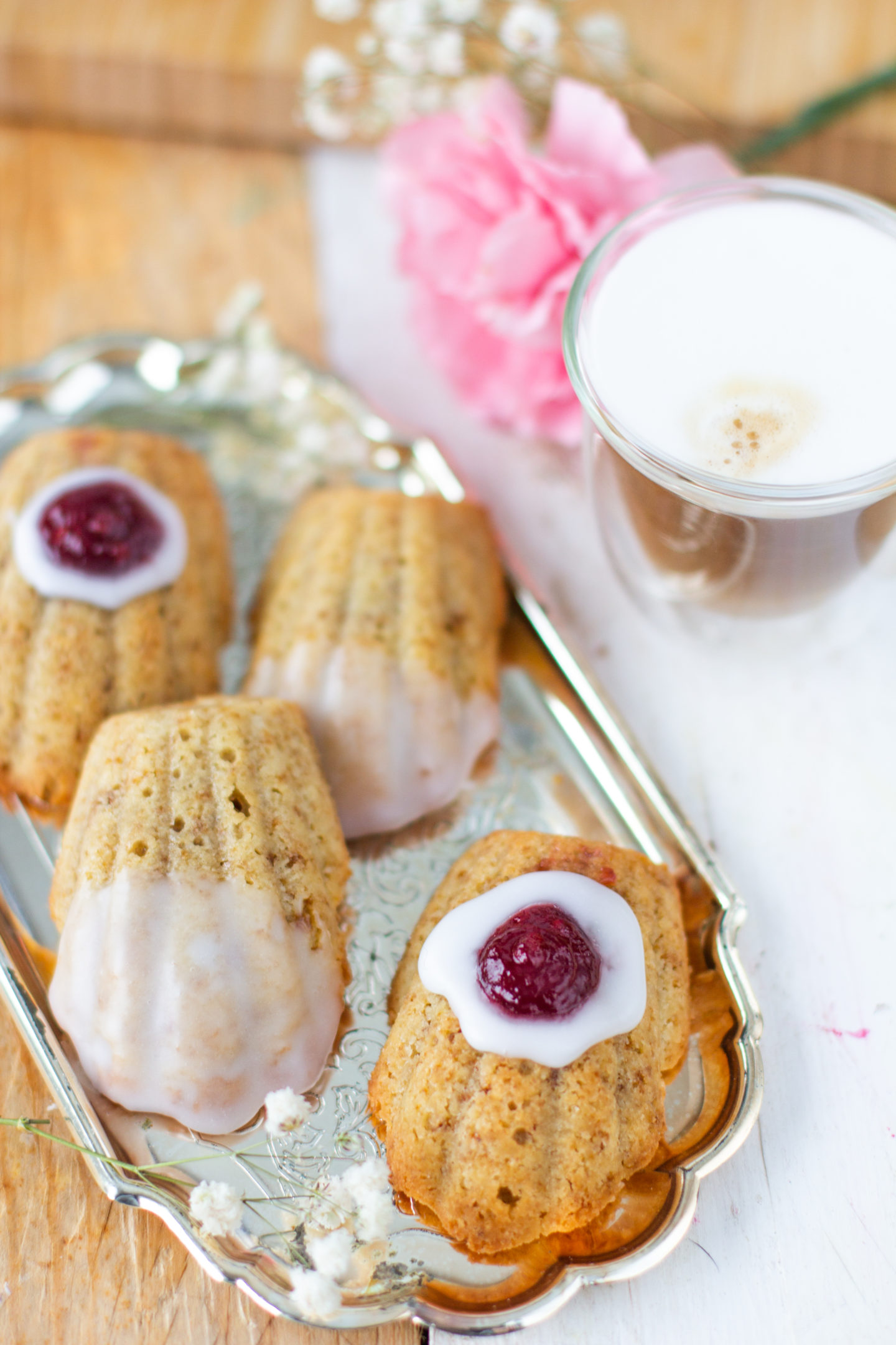 Madeleine-leivokset runebergintorttujen tapaan - Pullahiiren leivontanurkka