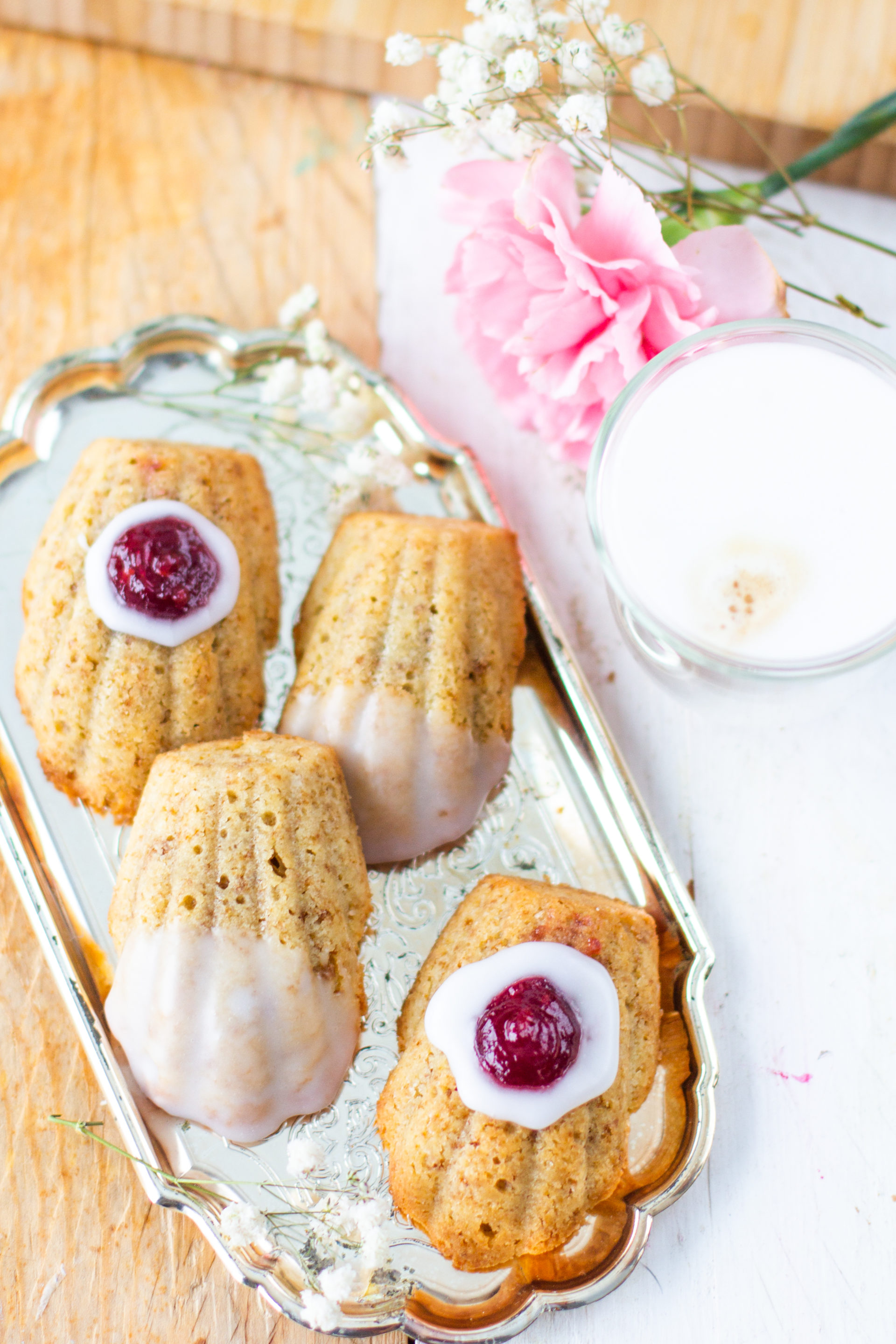 Madeleine-leivokset runebergintorttujen tapaan - Pullahiiren leivontanurkka